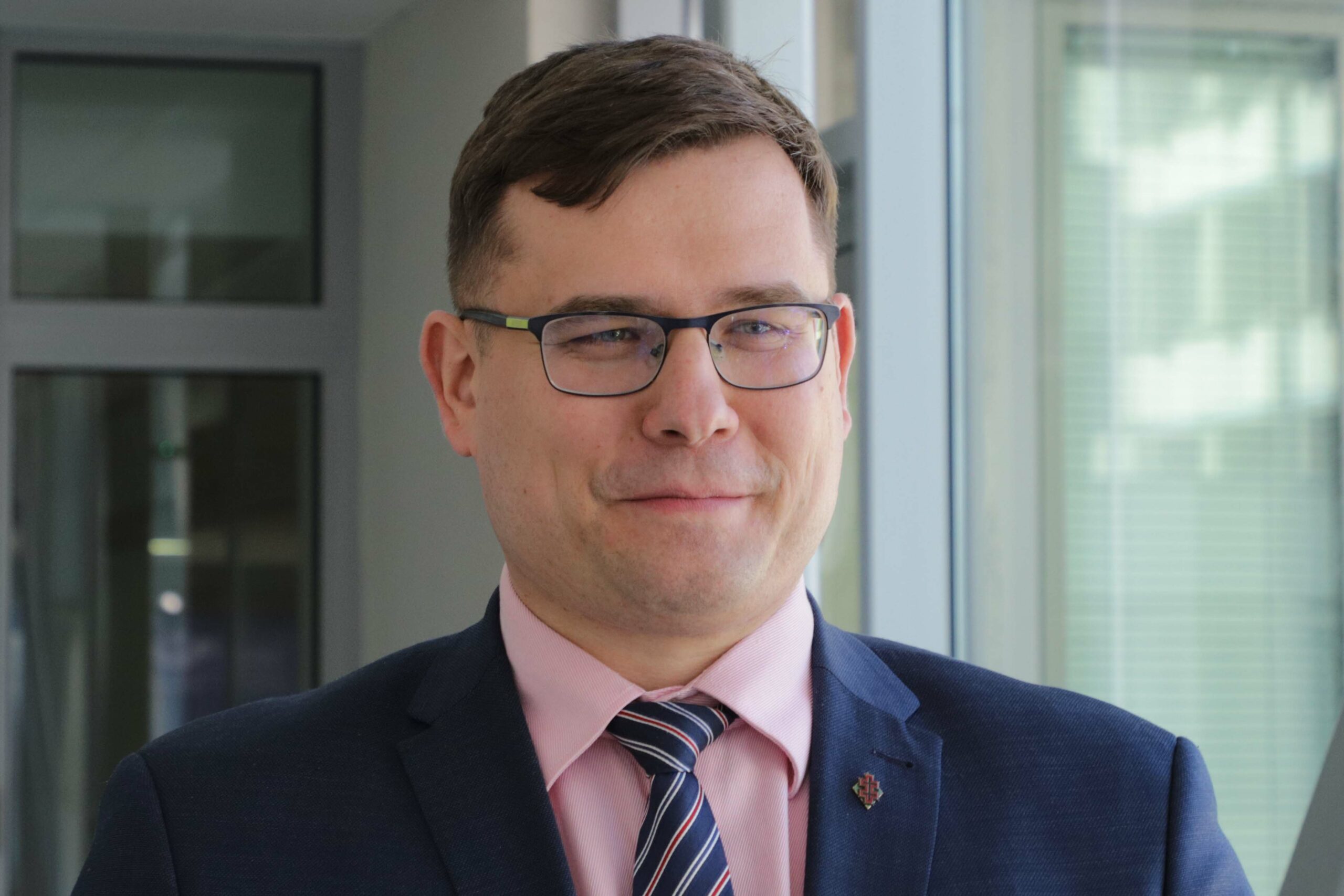 Gegužės 9-ąją niekas nedraus eiti į kapines - Sekunde.lt
